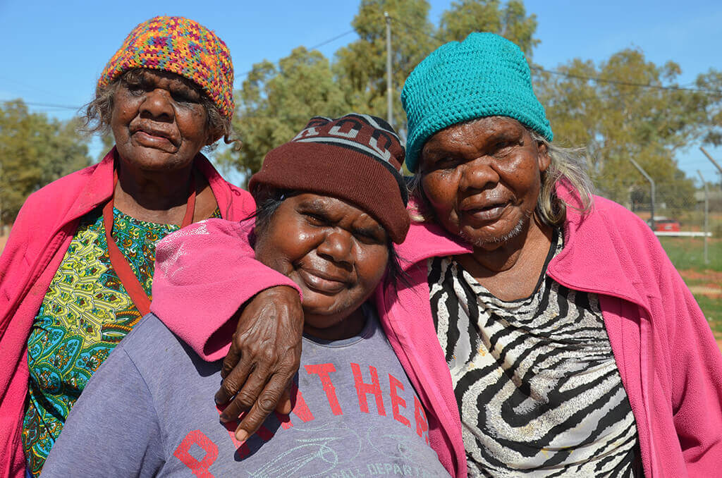 Tapatjatjaka Art and Craft Centre – Tapatjatjaka Art and Craft Centre